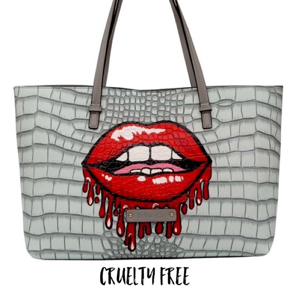 DE VESI | Bags | De Vesi Hand Painted Luscious Lips On Grey Tote Comes ...